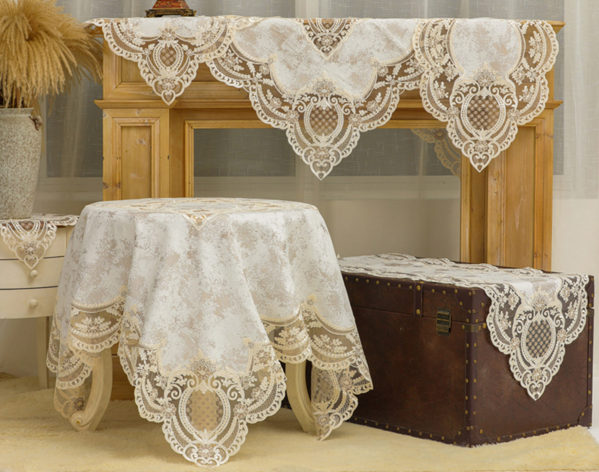 PLS-TB1101 (Lt coffee) Table linen - Liolios Home