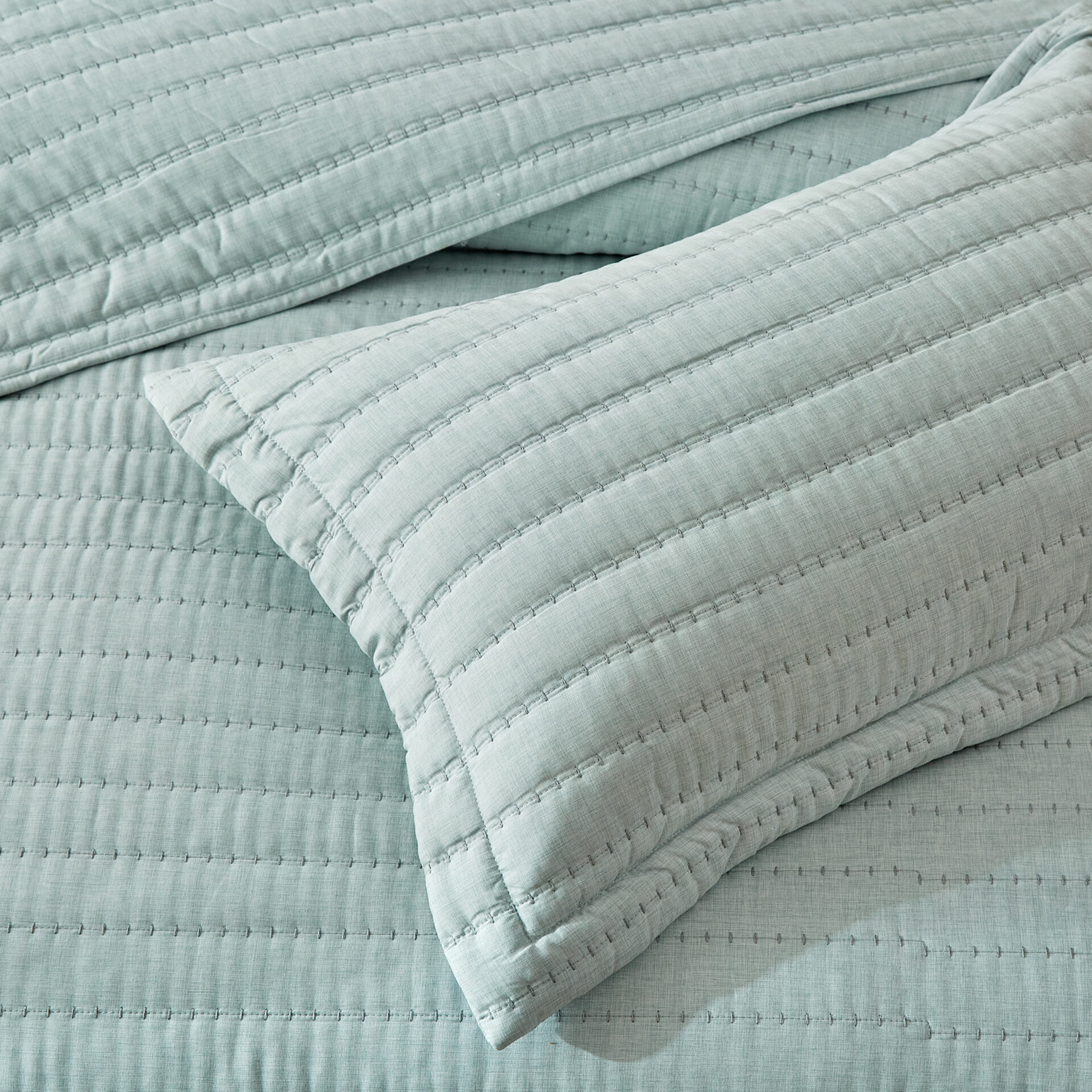Da Capo (Aqua) Bedspread - Liolios Home